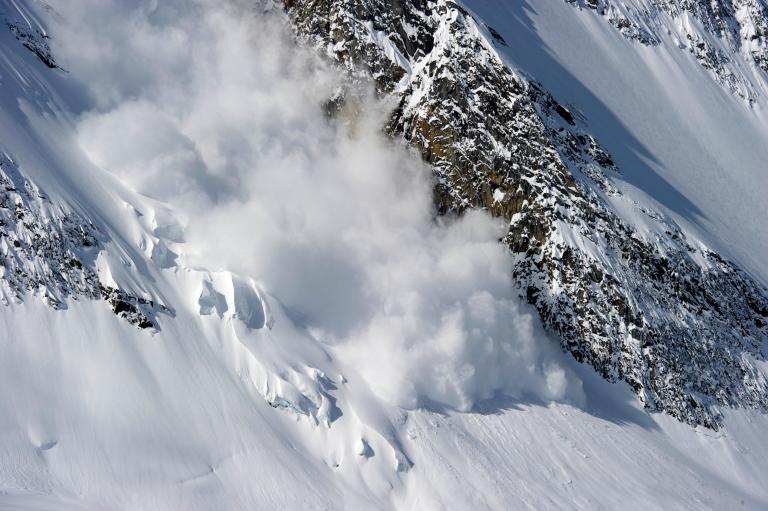Avalanche Forecasting 101 by Scott Thumlert | Mike Wiegele Helicopter ...